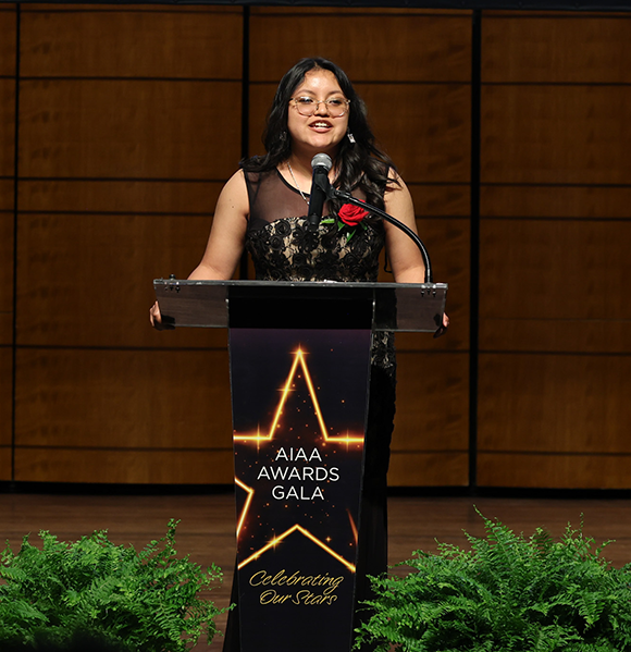 Leslie Nava, Aerospace Engineer and Scholarship Winner - Scholarships.com